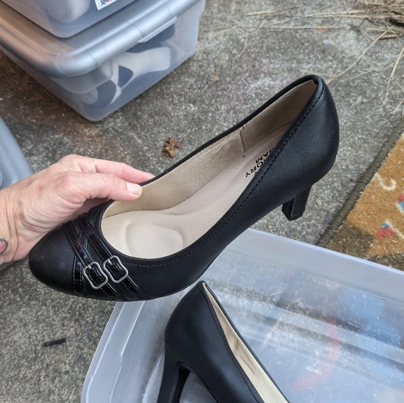 Life Stride | Shoes | Life Stride Velocity Memory Foam Heels | Poshmark